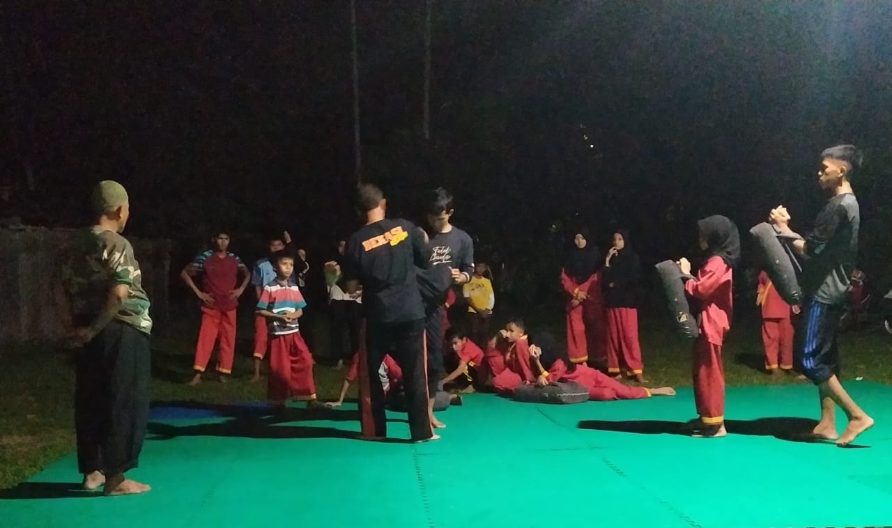 Jelang Kejuaraan Semen Padang Open, Atlet Tapak Suci Kabupaten Solok ... Jelang Kejuaraan Semen Padang Open, Atlet Tapak Suci Kabupaten Solok ...